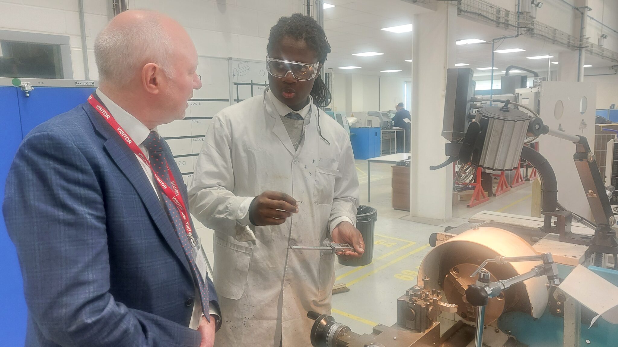 Dartford MP Jim Dickson Visits the Leigh UTC to experience the unique ...